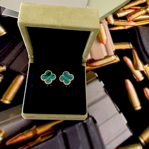 Van Cleef & Arpels | Jewelry | Van Cleef Arpels Vintage Alhambra Casual ...